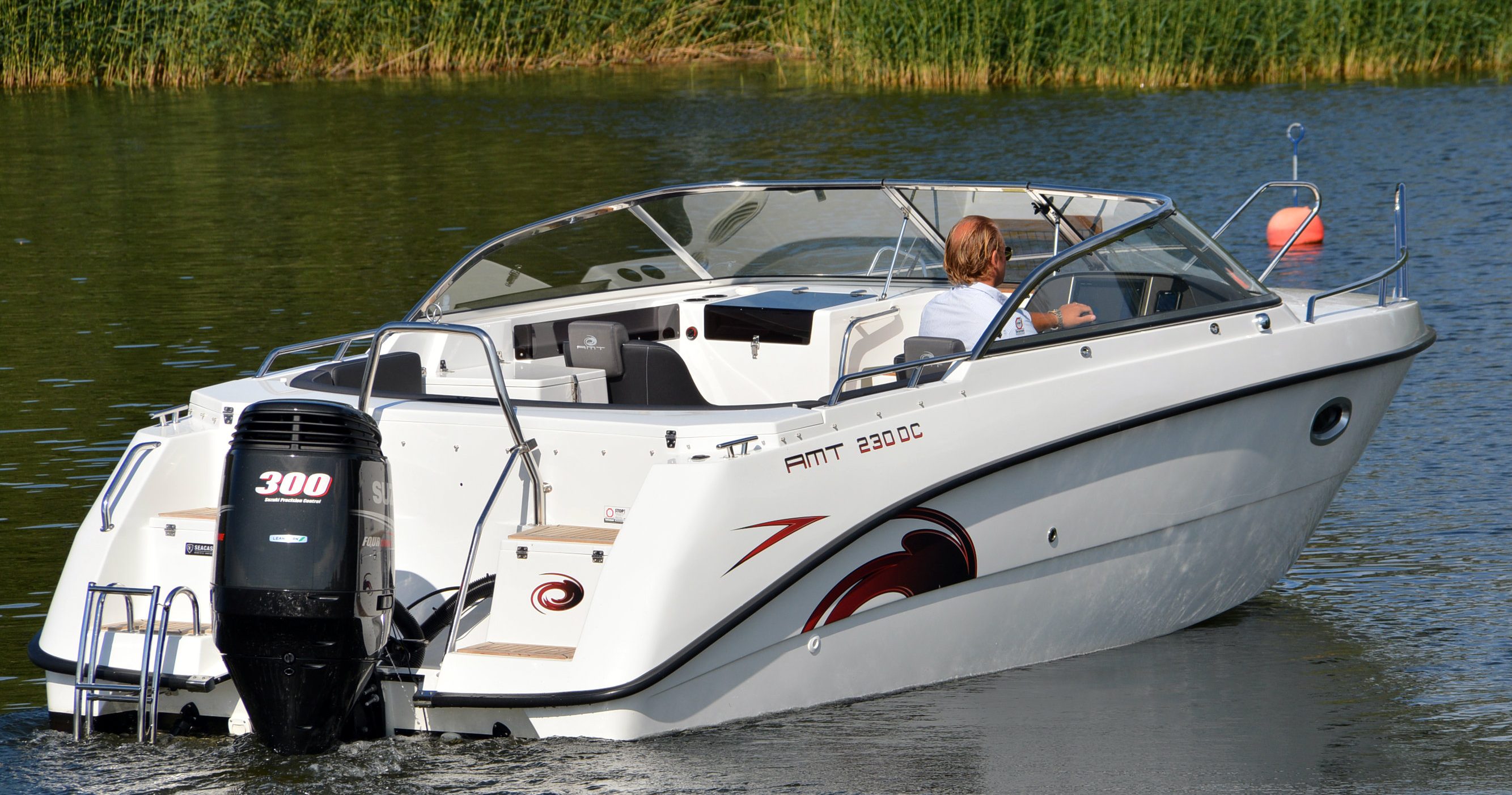 AMT 230 DC | Daycruiser | Höstfynd | Seacastle