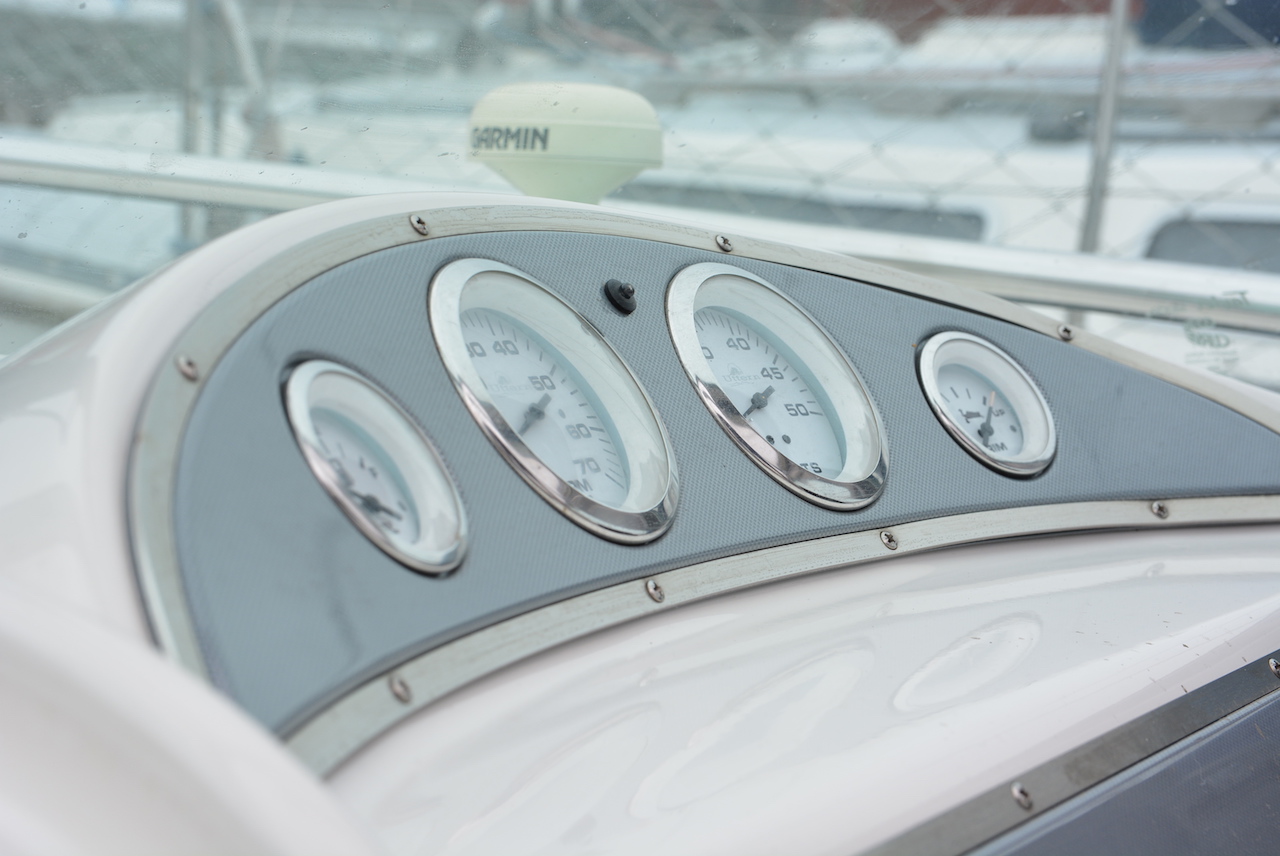 Uttern D68 Exclusive | Seacastle