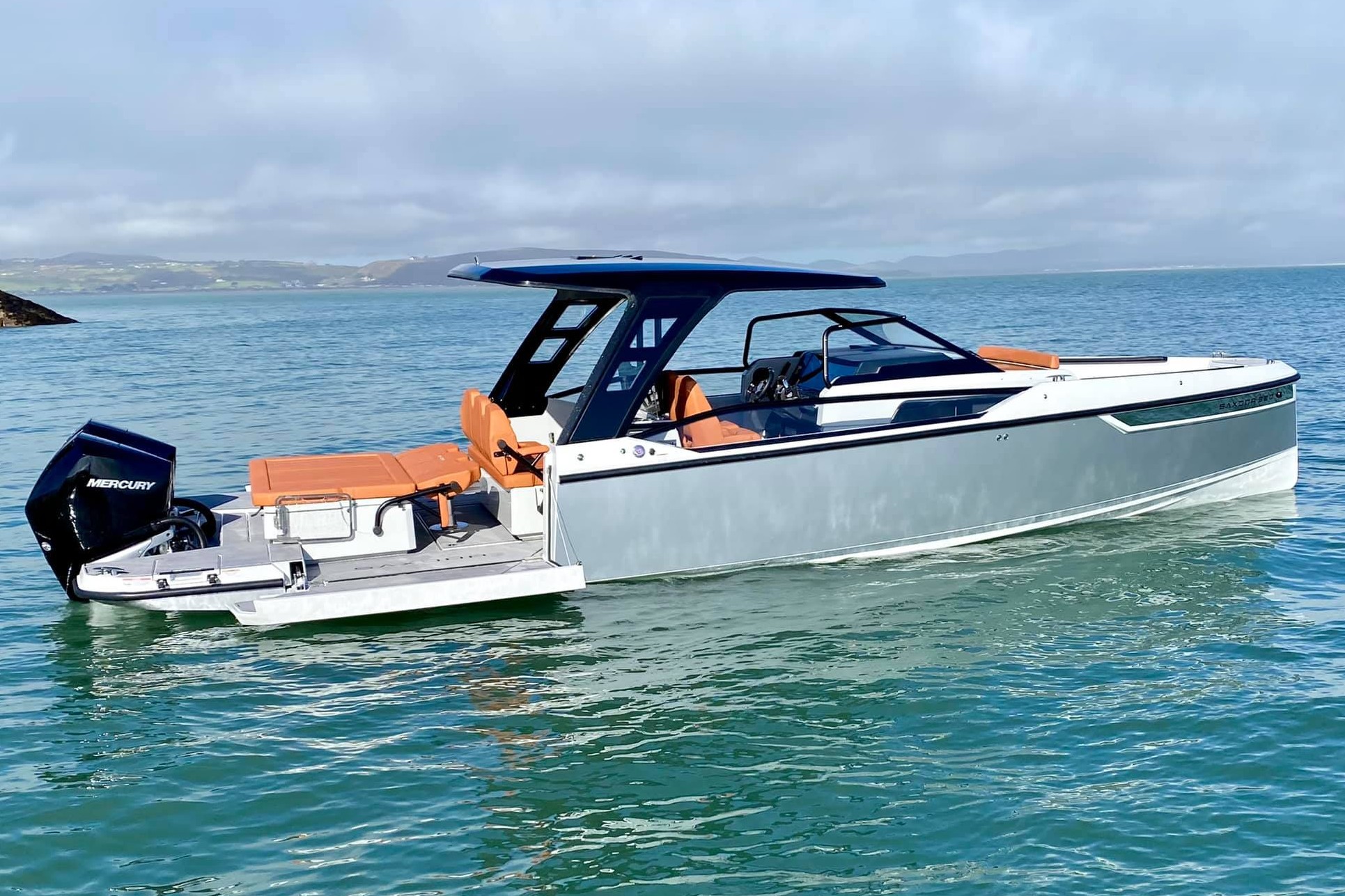 Saxdor 320 GTO | Seacastle