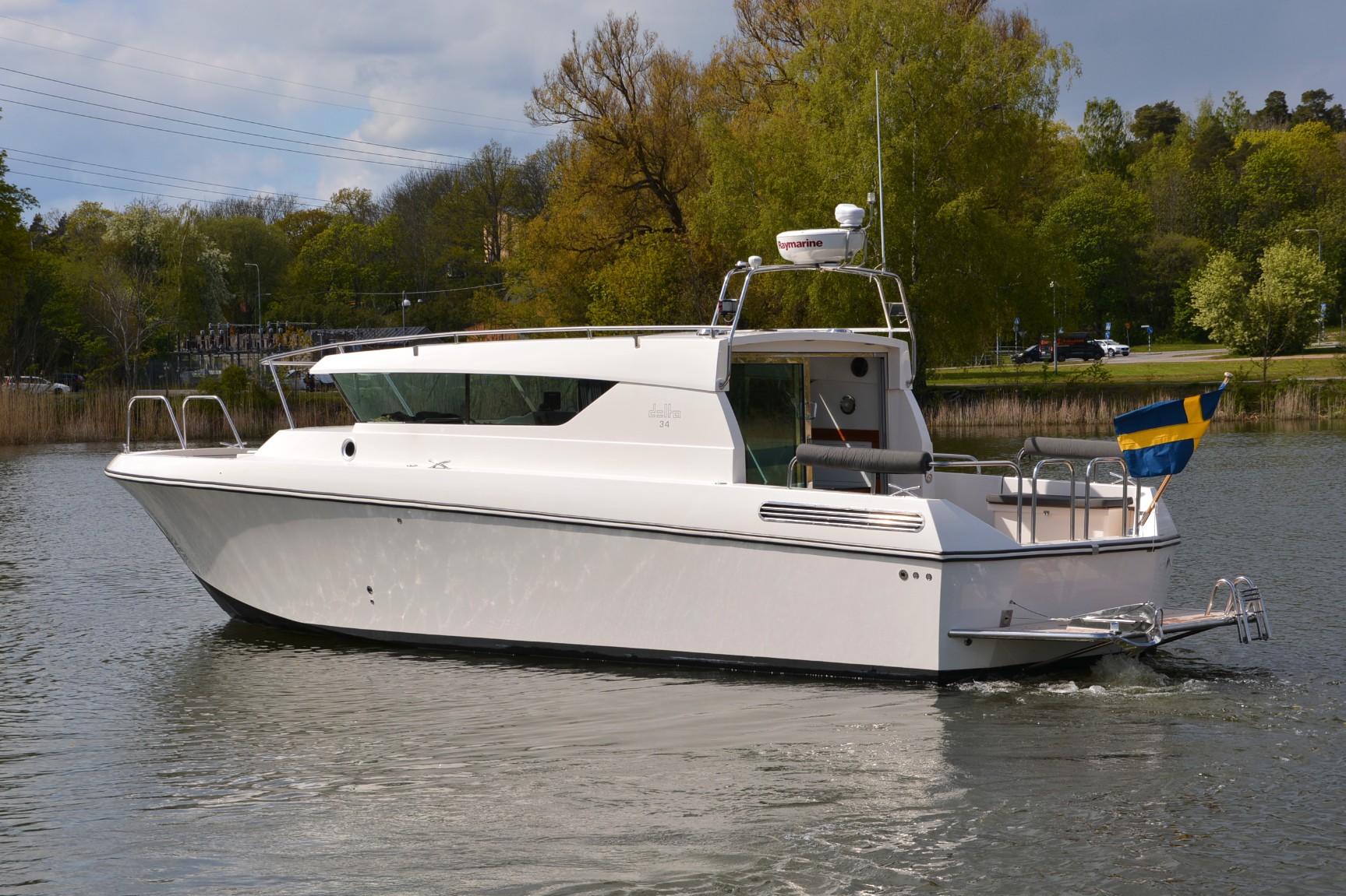 Delta 34 SW | Side walk | Båtförmedling | Seacastle