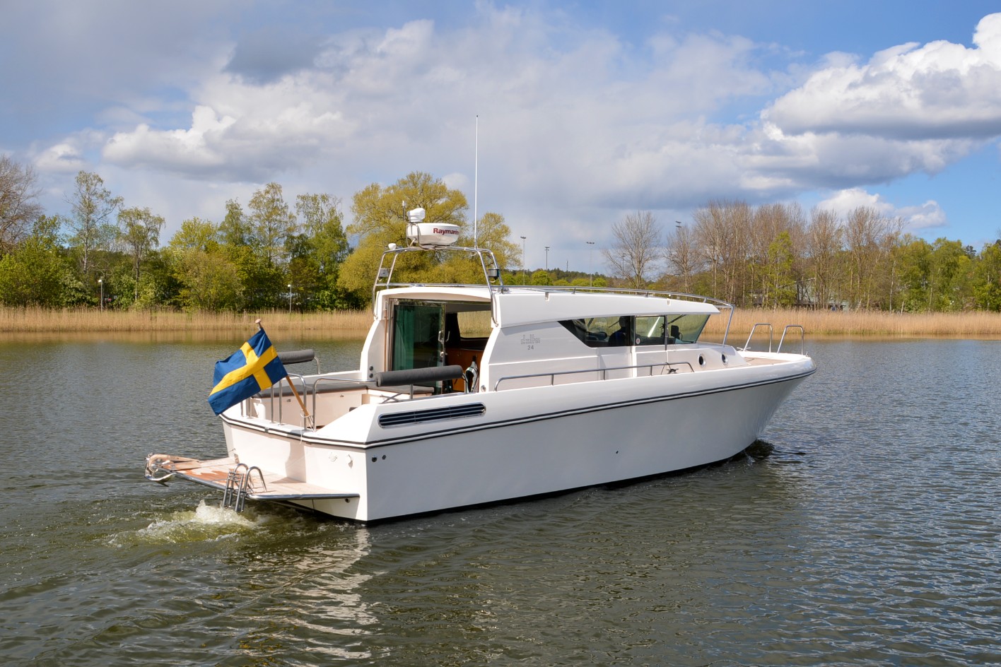 Delta 34 SW | Side walk | Båtförmedling | Seacastle