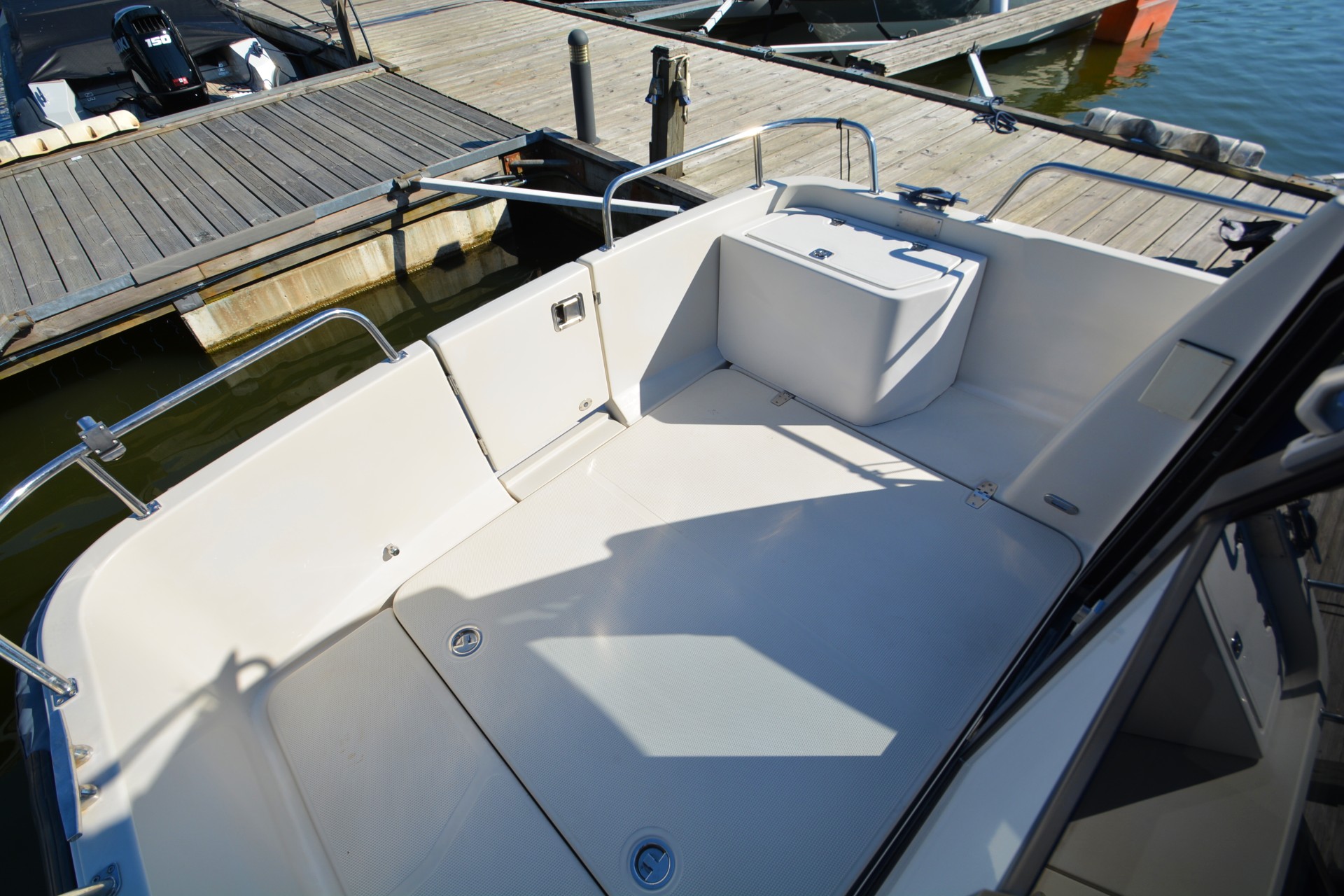 Askeladden 805 Commuter | Seacastle