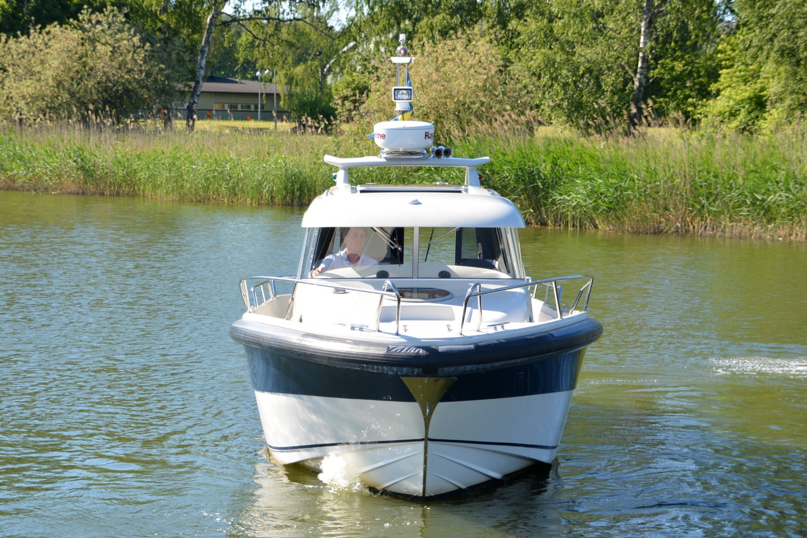 Askeladden 805 Commuter | Seacastle