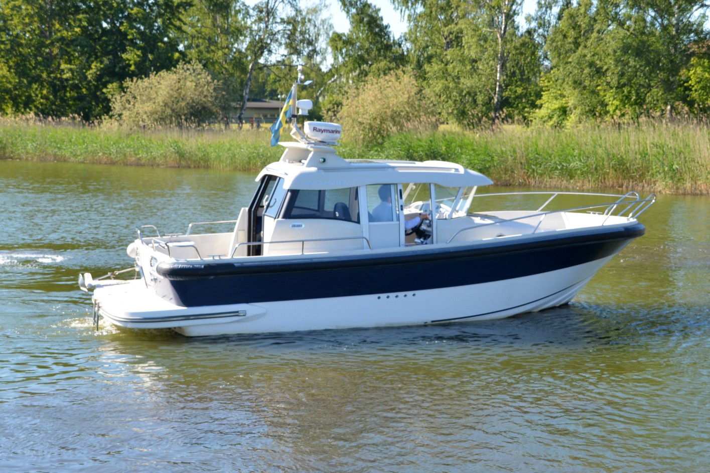 Askeladden 805 Commuter | Seacastle