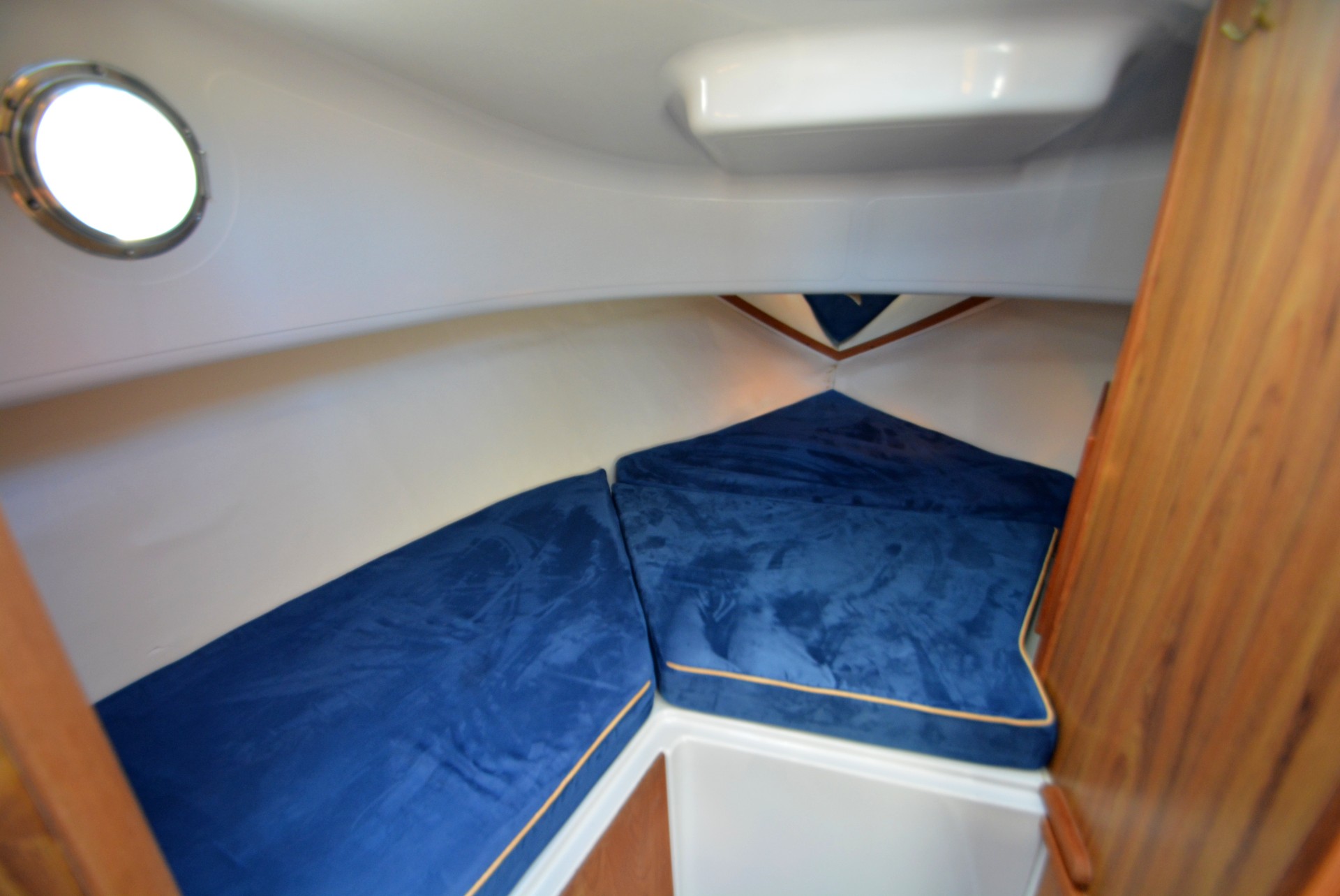 Askeladden 805 Commuter | Seacastle