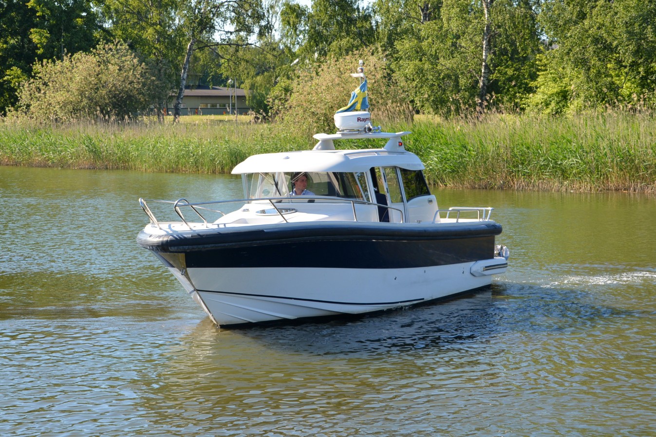 Askeladden 805 Commuter | Seacastle