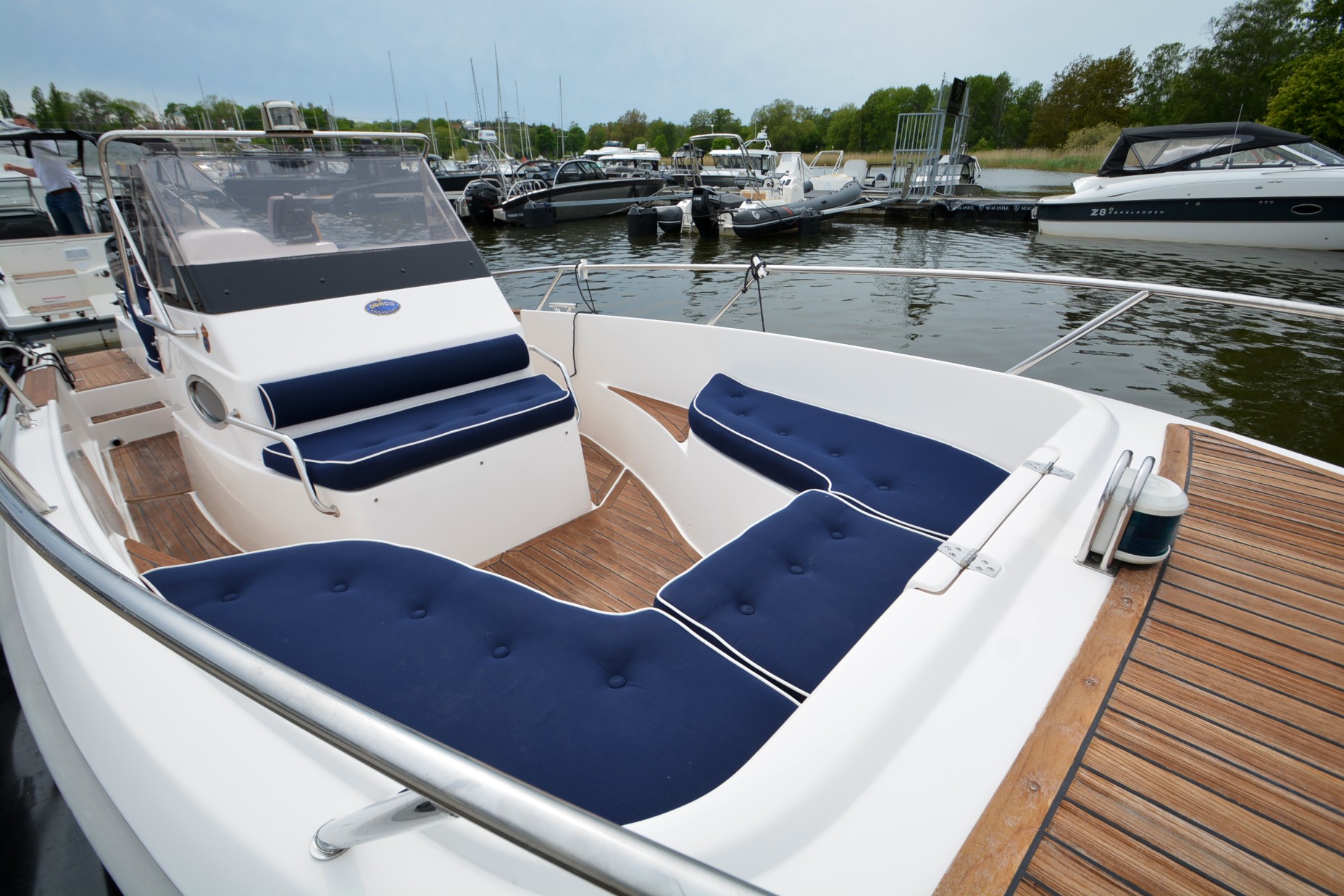 Draco/Windy Oceancraft 761 | Seacastle