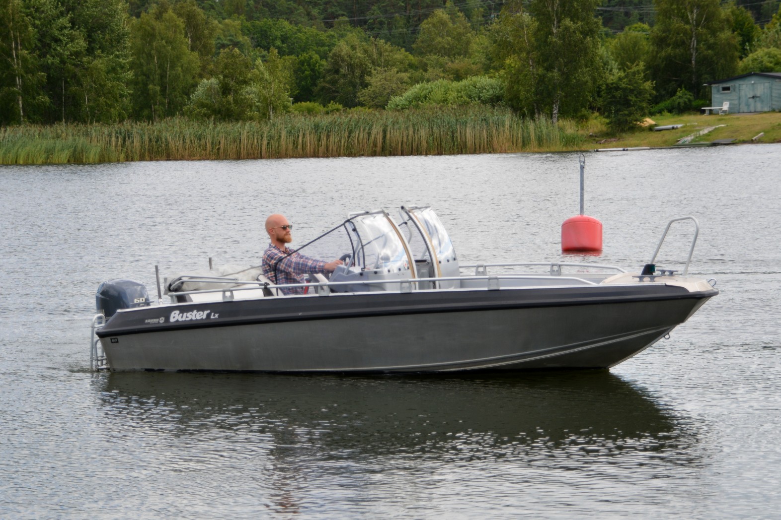 Buster LX | Seacastle