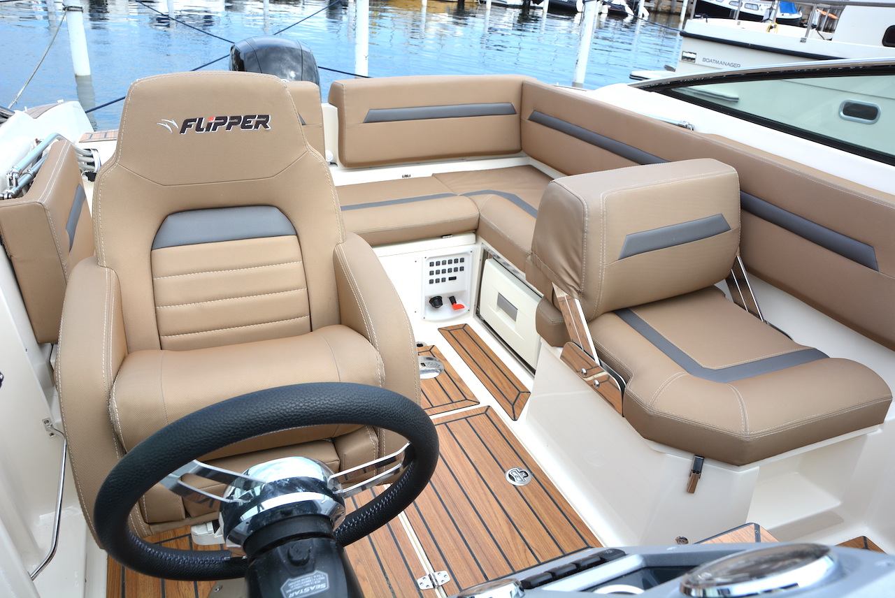 Flipper 640 DC | Seacastle