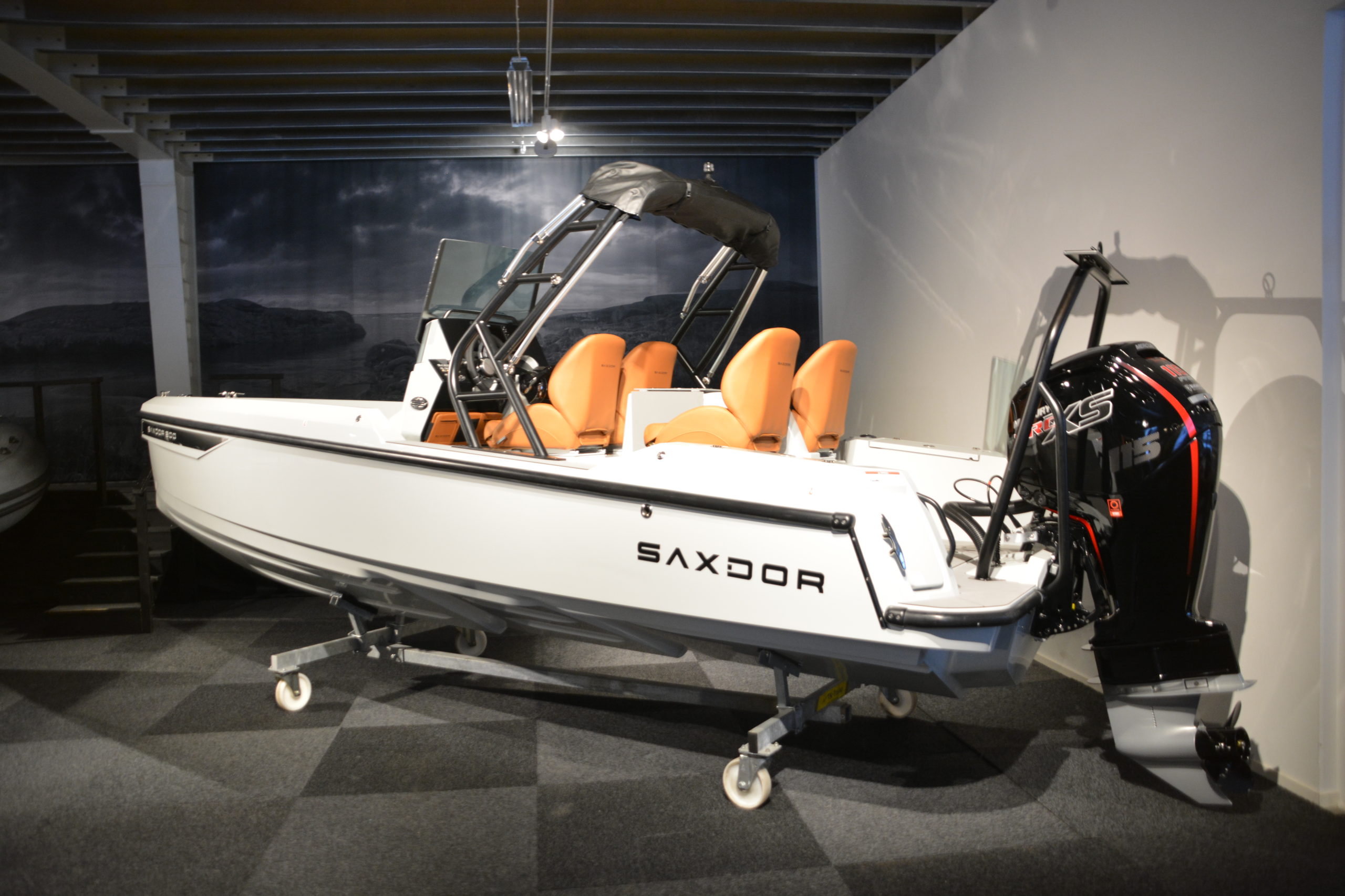 Saxdor 200 Sport (6-seating version) | Seacastle