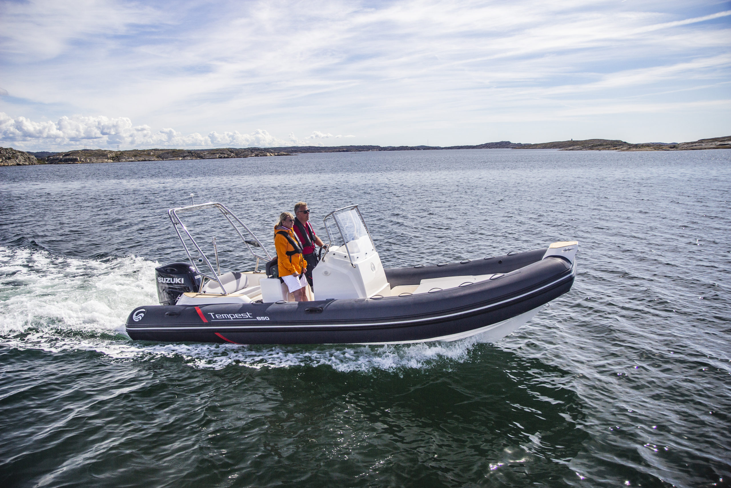 Capelli 650 | Tempest SWE | RIB | Suzuki | Seacastle