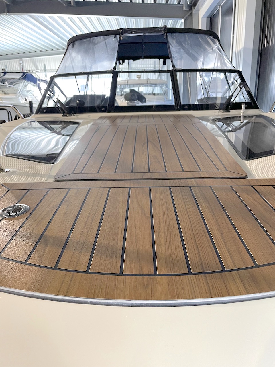 Uttern D70 ”Premium Edition” | Seacastle