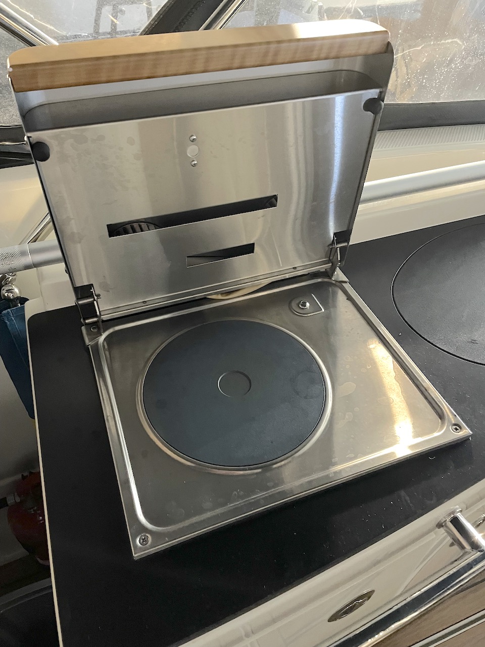 Uttern D70 ”Premium Edition” | Seacastle