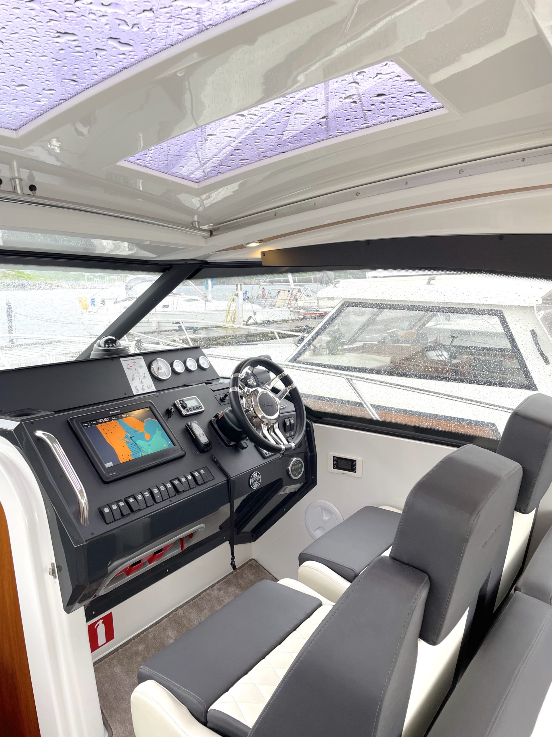 Grandezza 33 OC | Seacastle