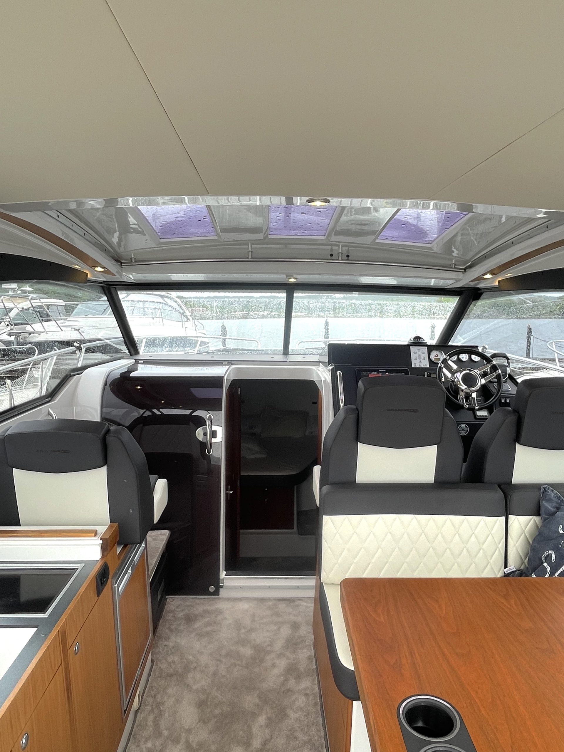 Grandezza 33 OC | Seacastle