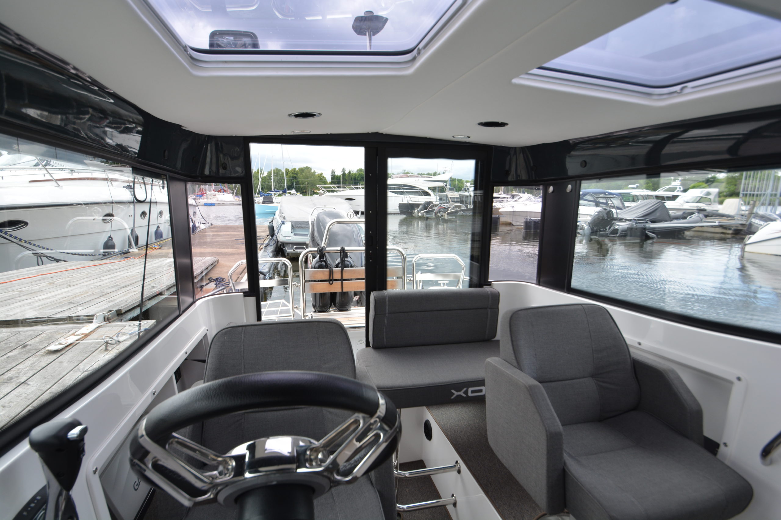 XO 240 Cabin | Seacastle
