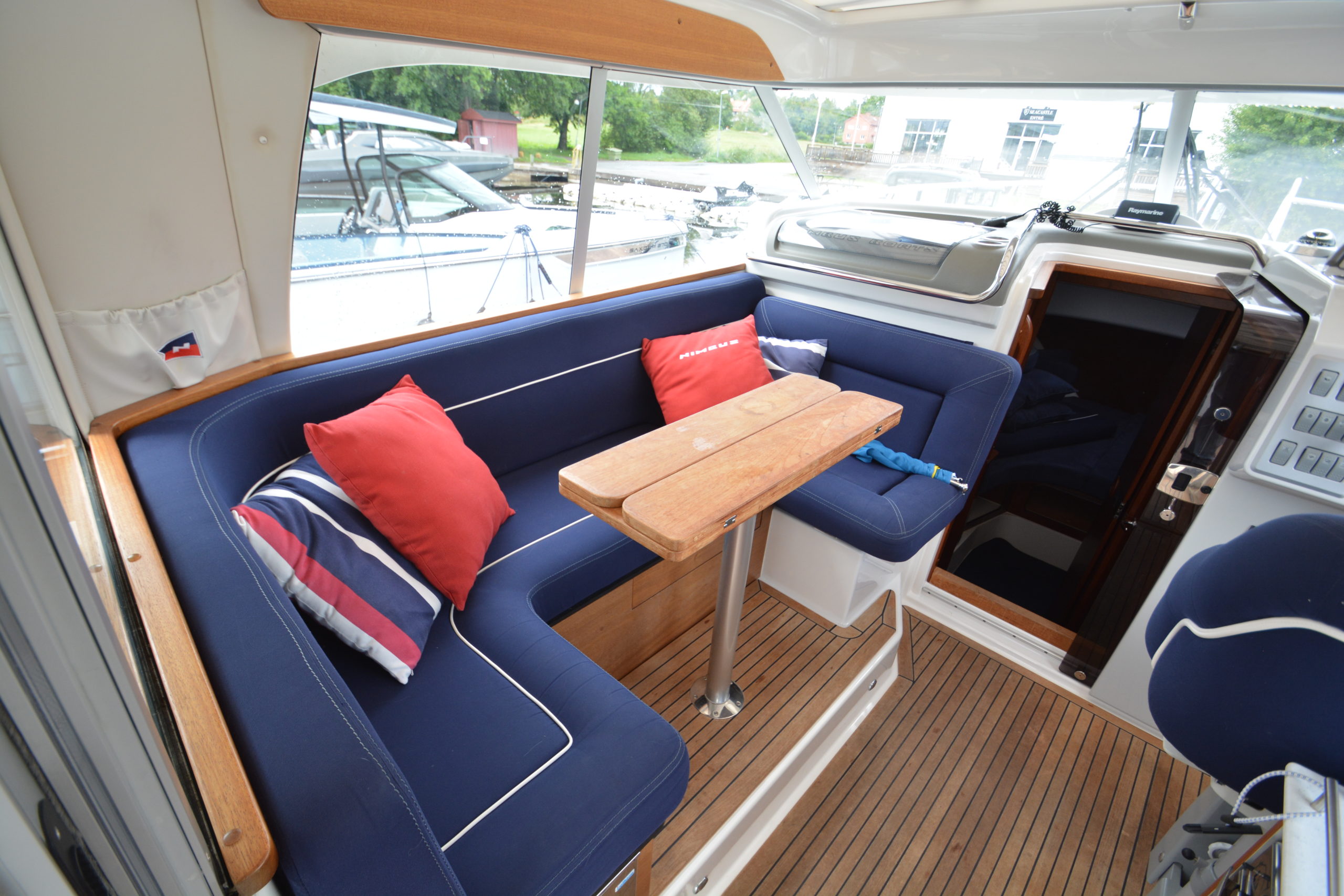 Nimbus 30 S Nova HT | Seacastle