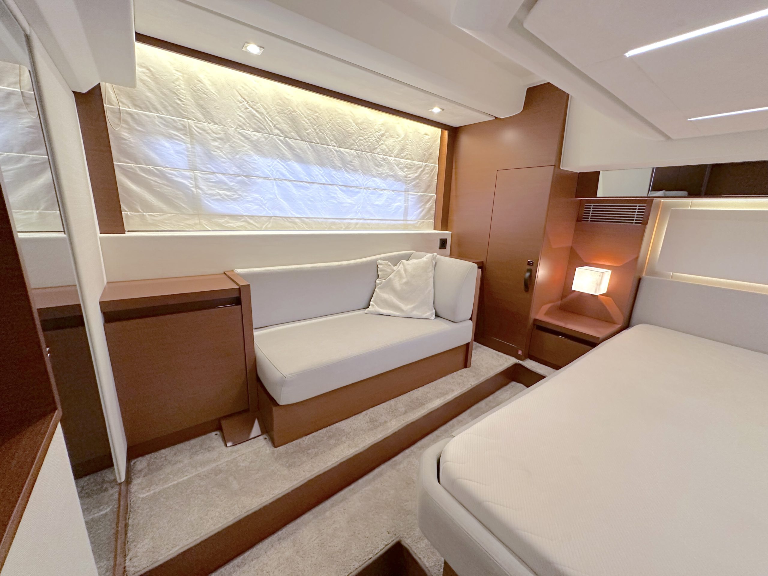 Prestige 460 F-Line | Seacastle