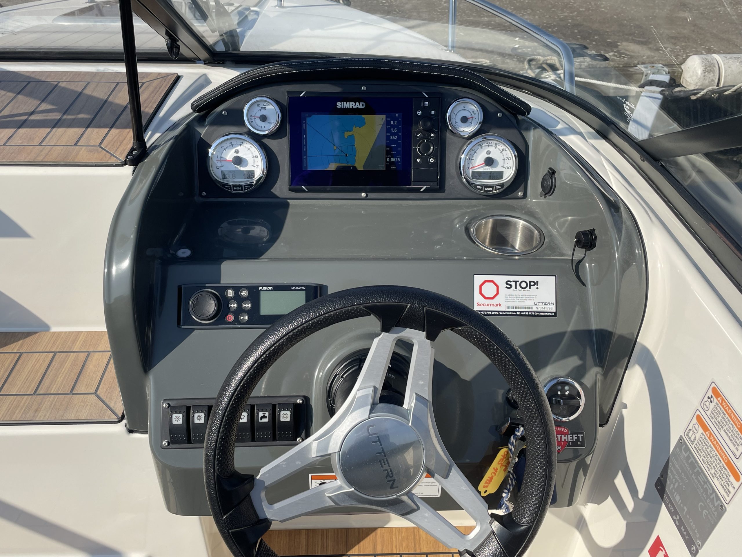 Uttern D57 | Seacastle