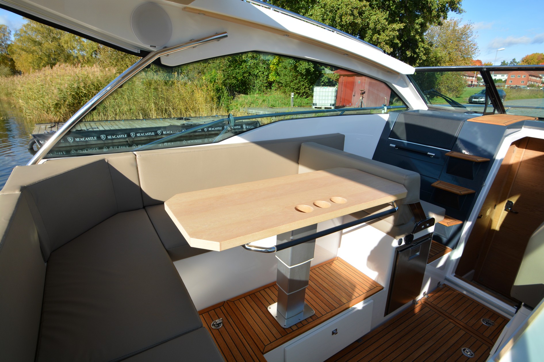Flipper 900 ST | Seacastle